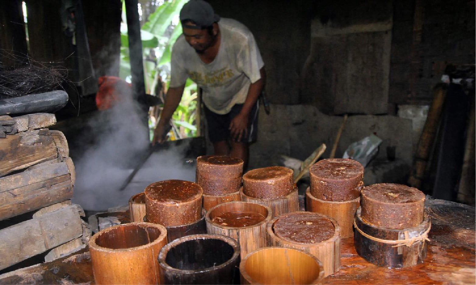 Proses Pembuatan Gula Merah Secara Tradisional, Teknik Sederhana! - KAN ...